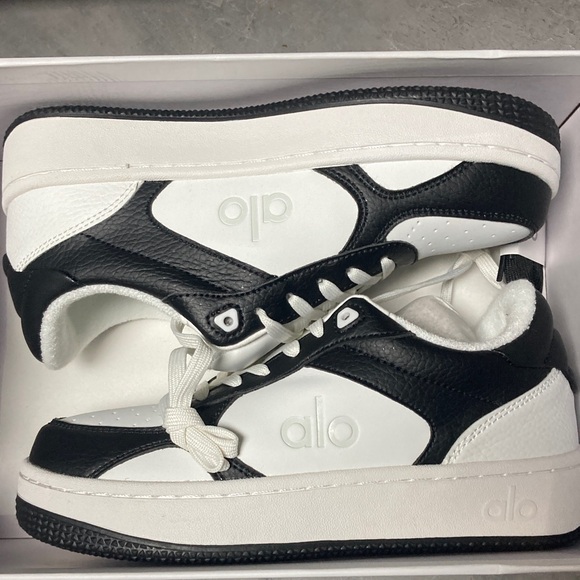 ALO Yoga | Shoes | Alo Yoga Sneakers In Black And White | Poshmark